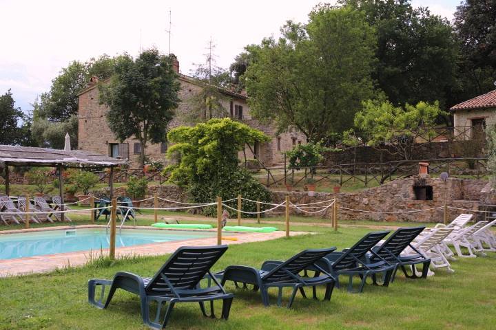 50 M² Maalaistalo ∙ 1 Makuuhuone ∙ 4 Vierasta - Perugia