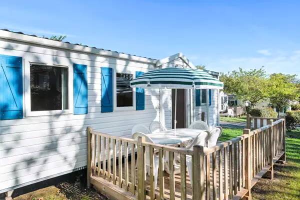 34 평방 미터 이동식 주택 ∙ 침실 2개 ∙ 게스트 4명 - 소뮈르