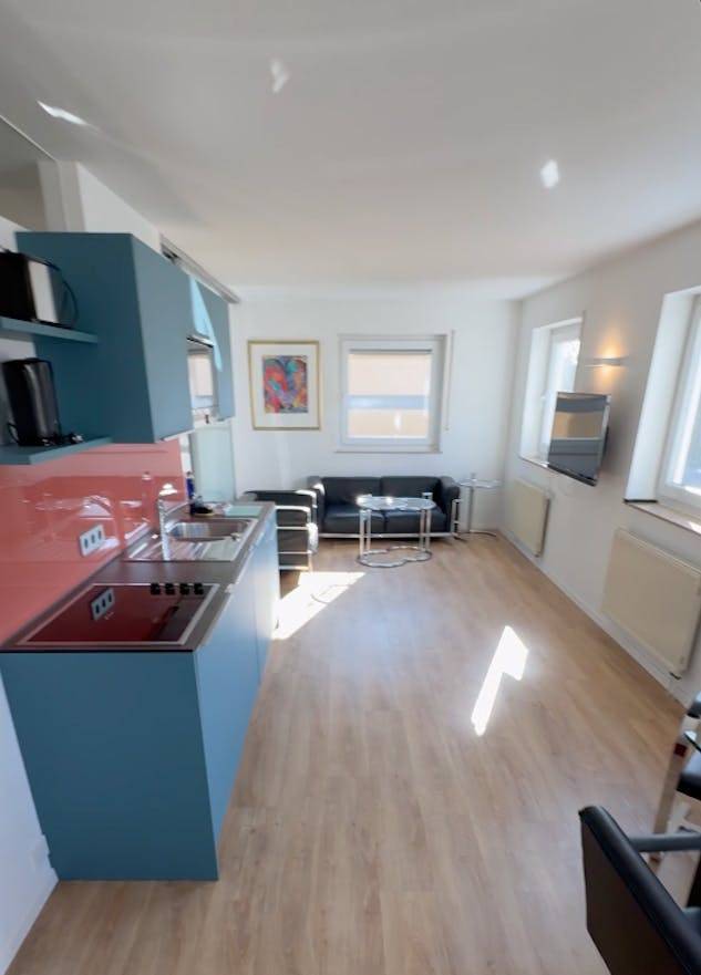 38 M² Apartment ∙ 1 Bedroom ∙ 2 Guests - Stuttgart