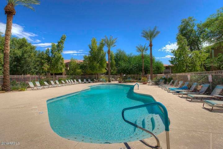 121 평방 미터 콘도 ∙ 침실 2개 ∙ 게스트 4명 - 챈들러