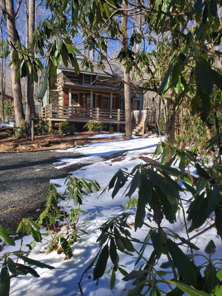 81 M² House ∙ 2 Bedrooms ∙ 4 Guests - West Jefferson, NC