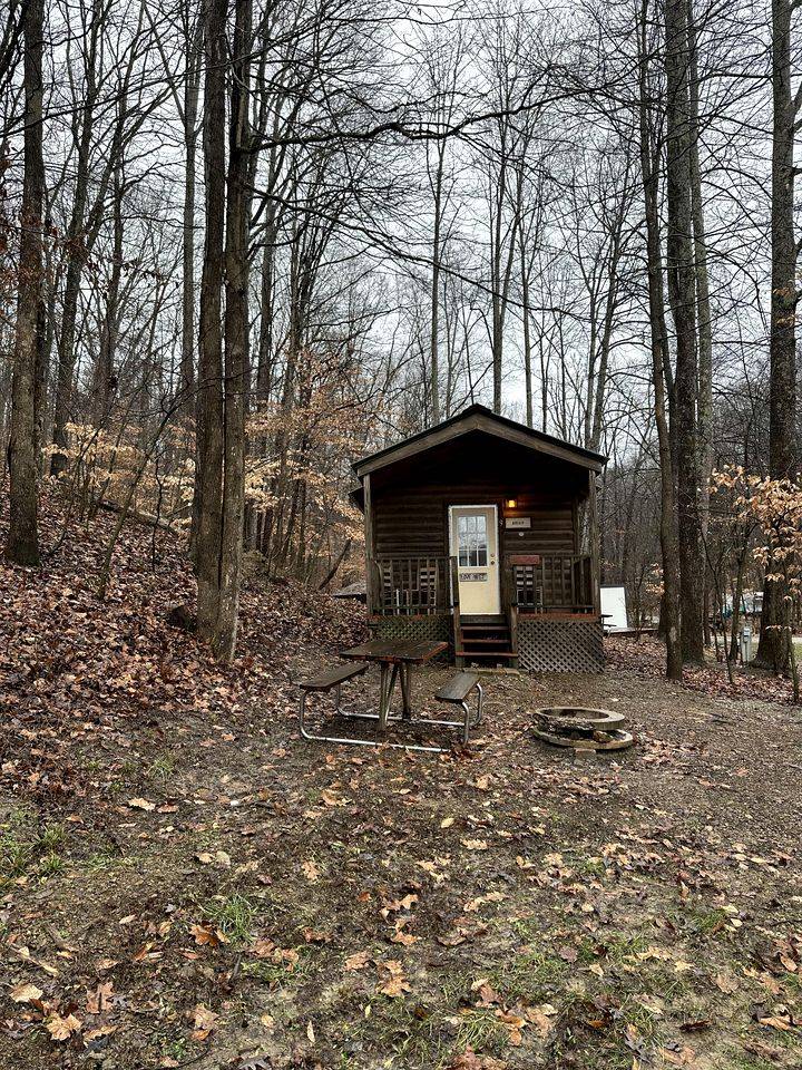 House ∙ 1 Bedroom ∙ 4 Guests - Brown County, IN