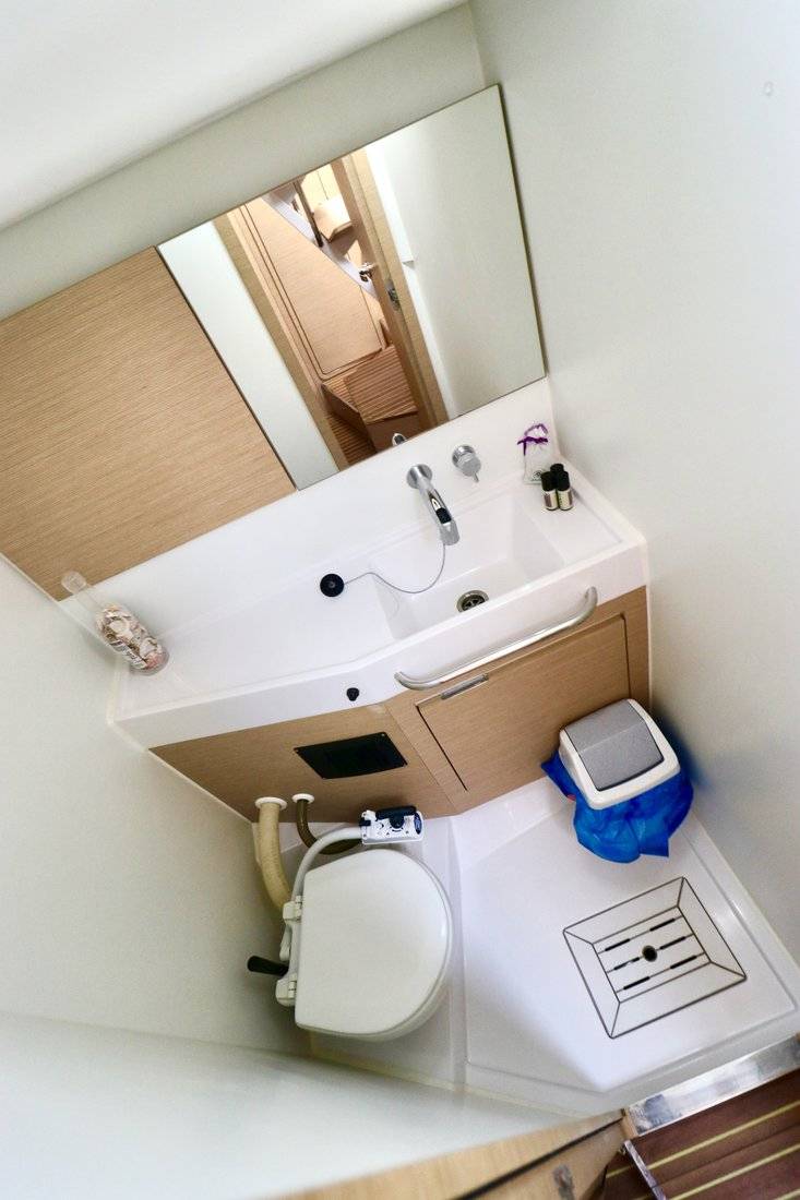 Hausboot ∙ 4 Schlafzimmer ∙ 8 Gäste - Split