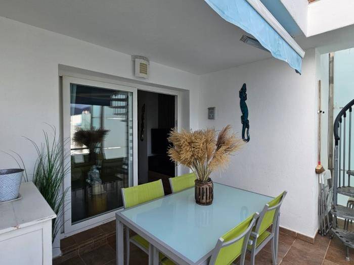 55 M² Apartment ∙ 1 Bedroom ∙ 4 Guests - Roses