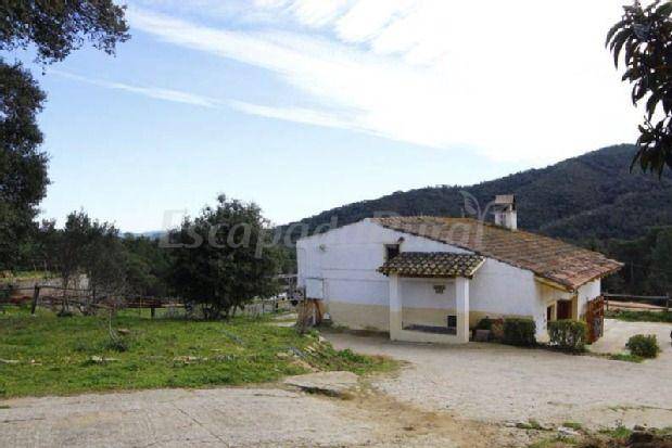 Cottage ∙ 6 Camere Da Letto ∙ 24 Ospiti - Santa Susanna