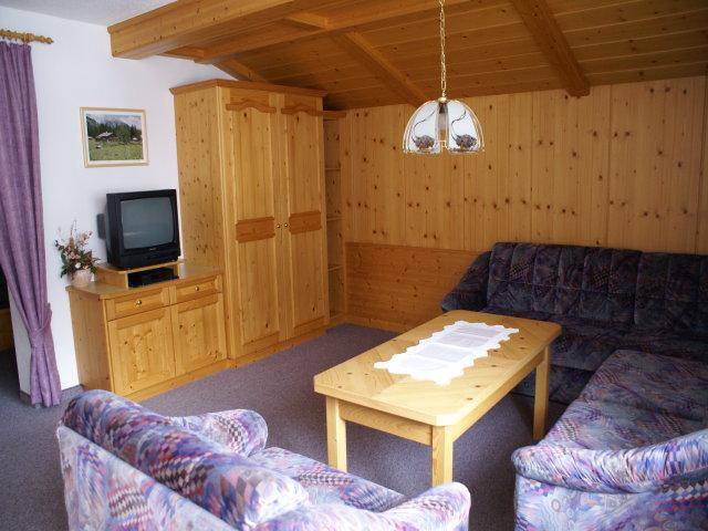 75 M² Ferienwohnung ∙ 2 Schlafzimmer ∙ 6 Gäste - Elbigenalp