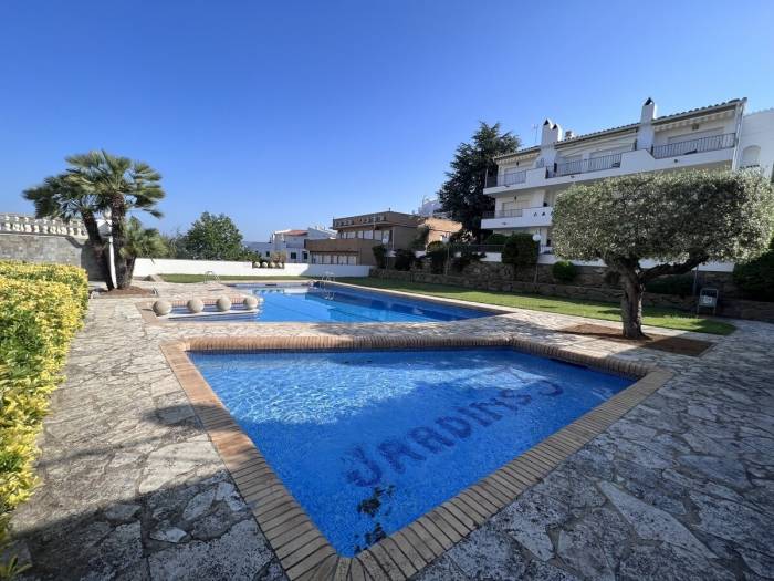 49 M² Apartment ∙ 1 Bedroom ∙ 5 Guests - Roses