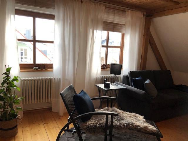 48 M² Ferienwohnung ∙ 1 Schlafzimmer ∙ 3 Gäste - Neualbenreuth