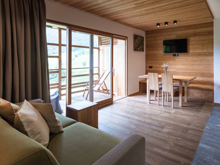 Nösslerhof: App. Larice & App. Cembro Nella Casa Di Legno Con Grande Balcone Con Vista Panoramica Su Montagni, Boschi E Prati Circonstanti - Anterselva di Mezzo