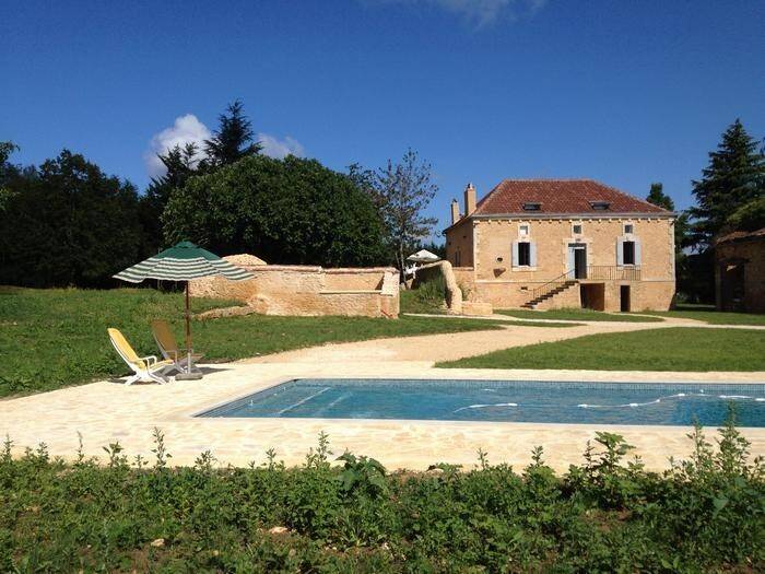 200 M² Villa ∙ 5 Bedrooms ∙ 10 Guests - Castelnaud-la-Chapelle