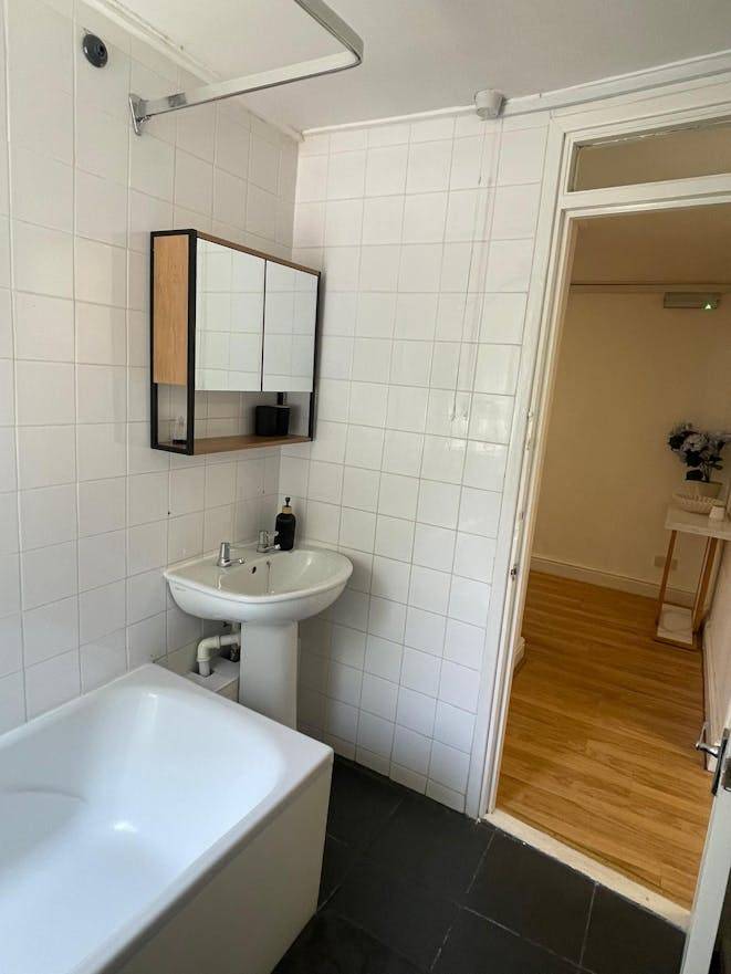 90 M² Apartamento ∙ 3 Habitaciones ∙ 5 Huéspedes - Nottingham