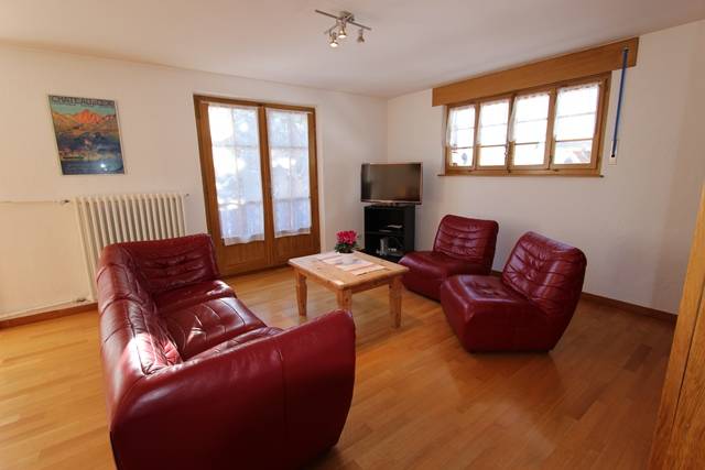 200 M² Chalet ∙ 6 Chambres ∙ 11 Personnes - Charmey