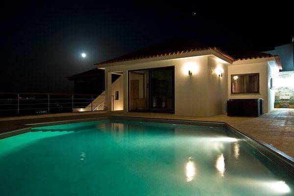 250 M² Villa ∙ 3 Chambres ∙ 8 Personnes - Vila Real