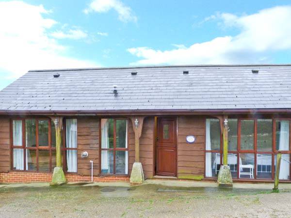 Cottage ∙ 2 Bedrooms ∙ 4 Guests - Carisbrooke Castle