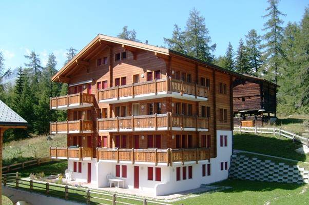 126 M² Ferienwohnung ∙ 4 Schlafzimmer ∙ 8 Gäste - Bellwald