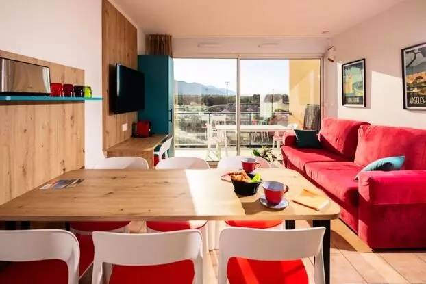 50 M² Apartamento ∙ 2 Habitaciones ∙ 6 Huéspedes - Colliure