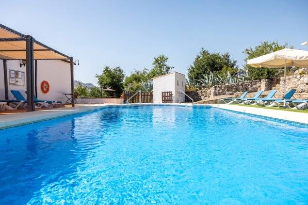 Casa Rural ∙ 17 Habitaciones ∙ 35 Huéspedes - Ronda