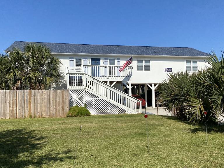 Edisto Beach, SC Vacation Rentals ᐅ Cabins & more | HomeToGo