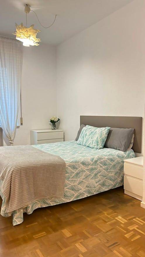 250 M² Habitación Privada ∙ 1 Habitación ∙ 1 Huésped - San Sebastián de los Reyes