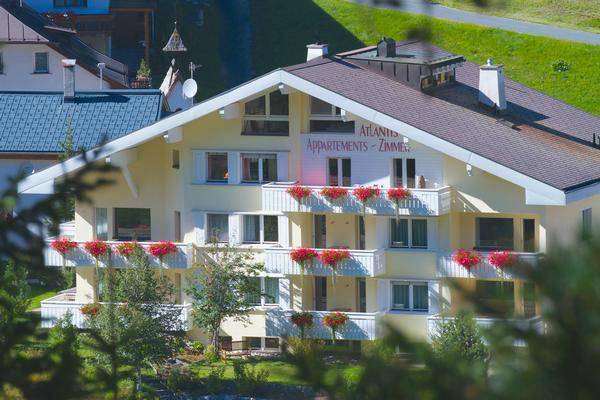 65 M² Apartment ∙ 2 Bedrooms ∙ 4 Guests - Samnaun