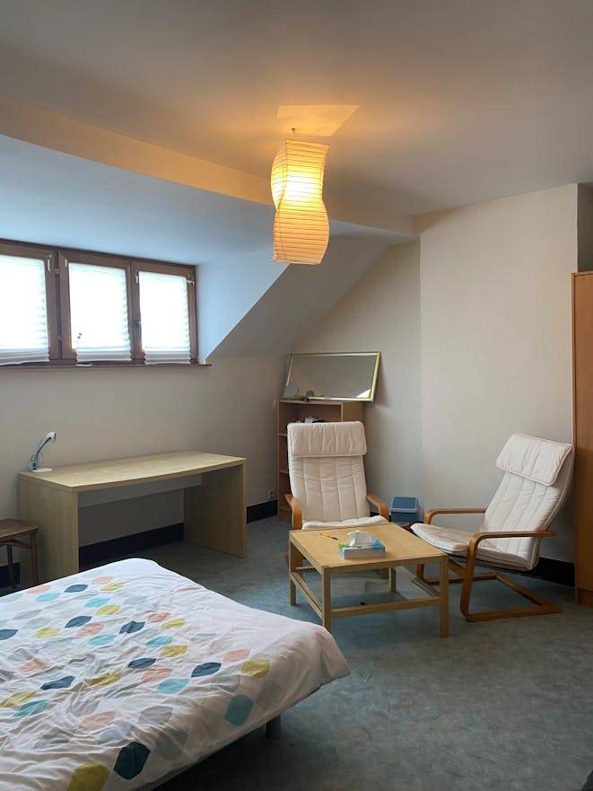 300 M² Privé Kamer ∙ 1 Slaapkamer ∙ 1 Gast - Brussel