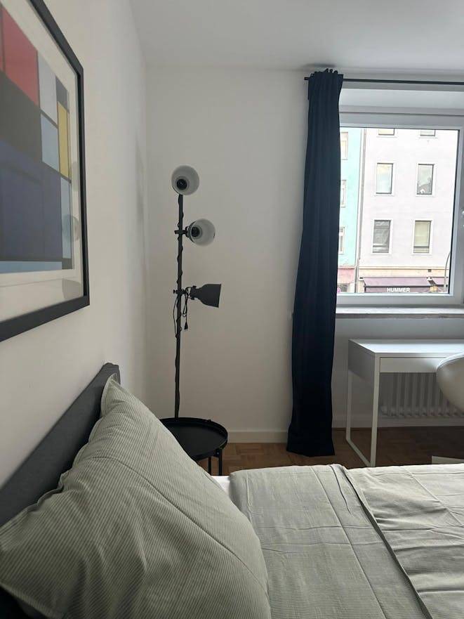 100 M² Private Room ∙ 1 Bedroom ∙ 1 Guest - Düsseldorf