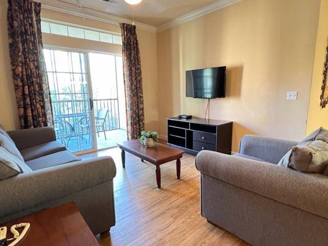 Condo ∙ 3 Bedrooms ∙ 6 Guests - Davenport, FL