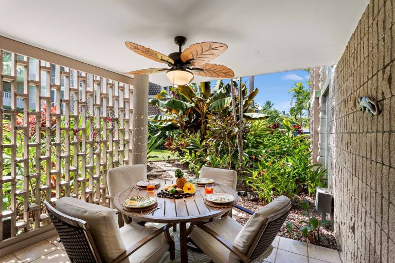 Alii Villas (Condo) | HomeToGo