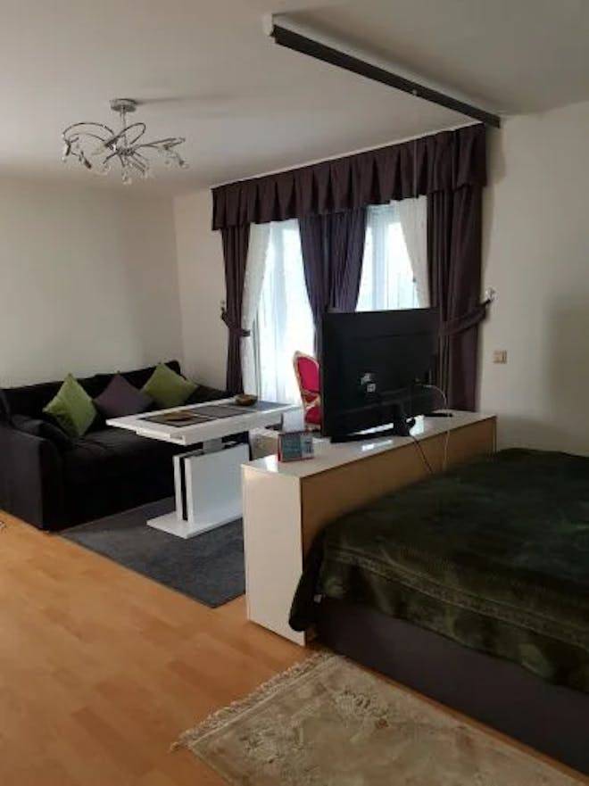 40 M² Apartamento ∙ 1 Quarto ∙ 2 Hóspedes - Stuttgart