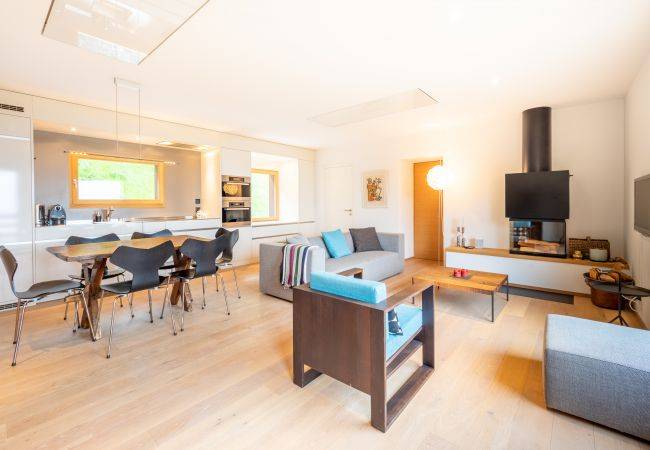 80 M² Appartement ∙ 3 Chambres ∙ 4 Personnes - Laax