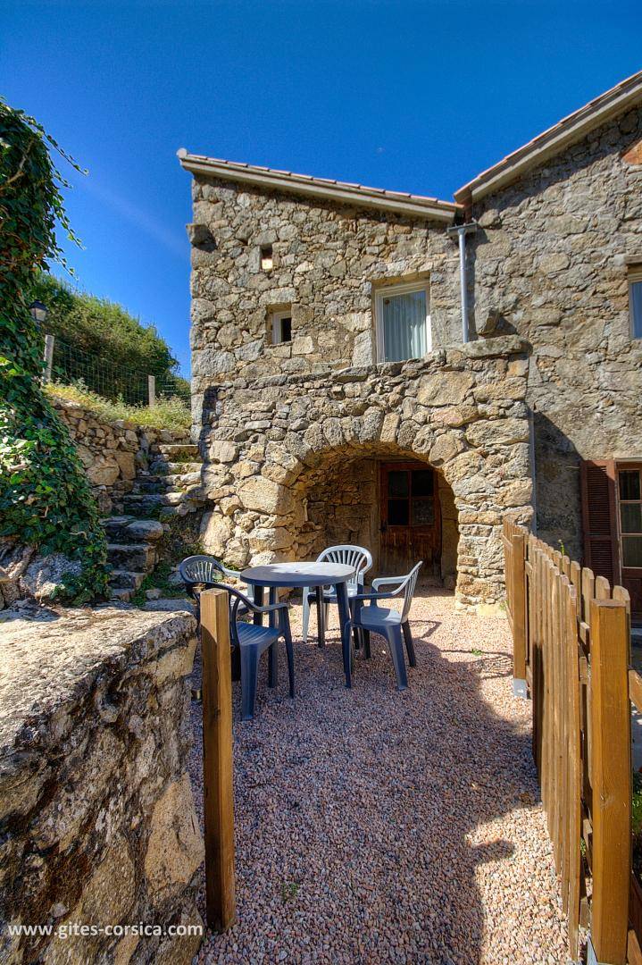 48 M² Gîte ∙ 2 Chambres ∙ 4 Personnes - Corse
