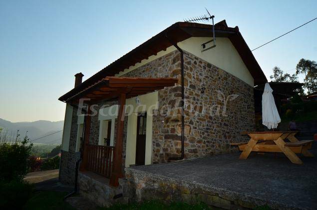 Casa Rural ∙ 5 Habitaciones ∙ 8 Huéspedes - Pravia