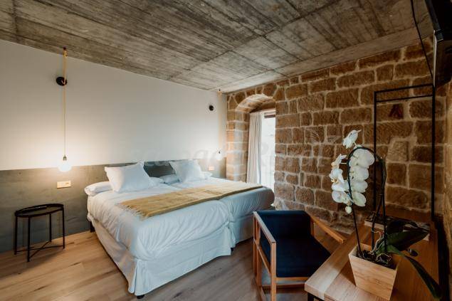 Casa Rural ∙ 9 Habitaciones ∙ 3 Huéspedes - Miranda de Ebro