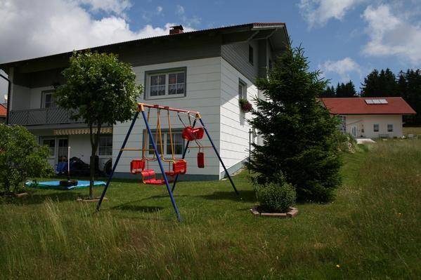 80 M² Apartment ∙ 2 Bedrooms ∙ 5 Guests - Neureichenau