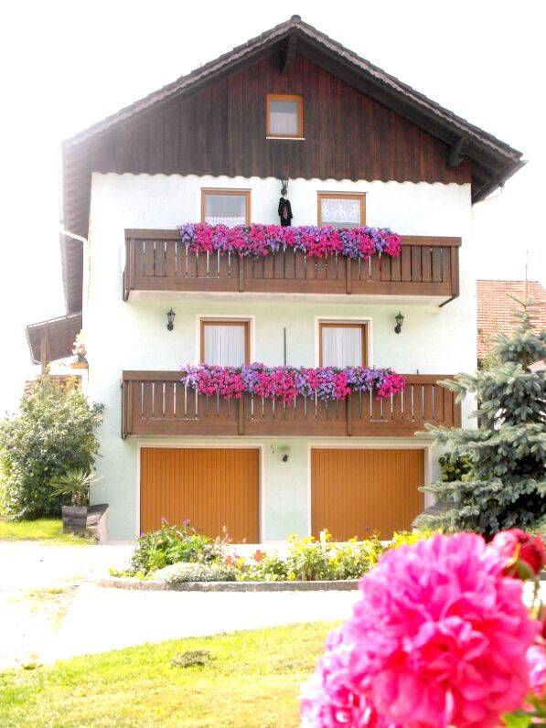 55 M² Ferienwohnung ∙ 2 Schlafzimmer ∙ 5 Gäste - Eging am See