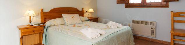 Cottage ∙ 9 Bedrooms ∙ 4 Guests - Pyrenees