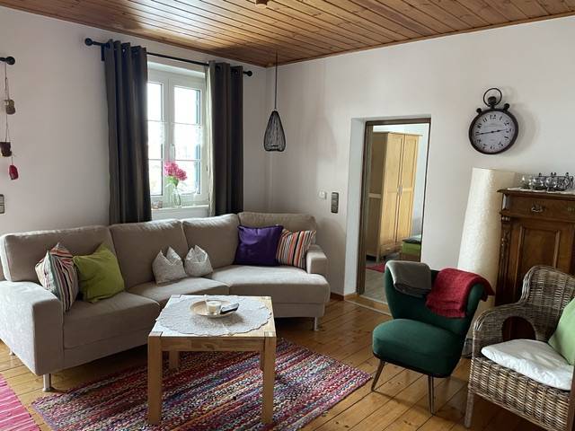 Ferienwohnung ∙ 2 Schlafzimmer ∙ 4 Gäste - Ebensfeld