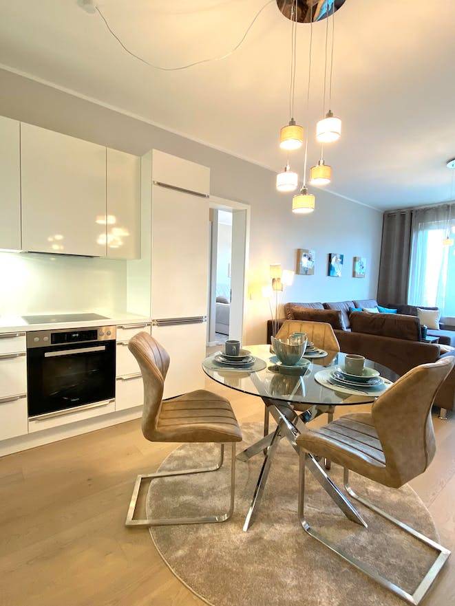 89 M² Ferienwohnung ∙ 2 Schlafzimmer ∙ 2 Gäste - Berlin