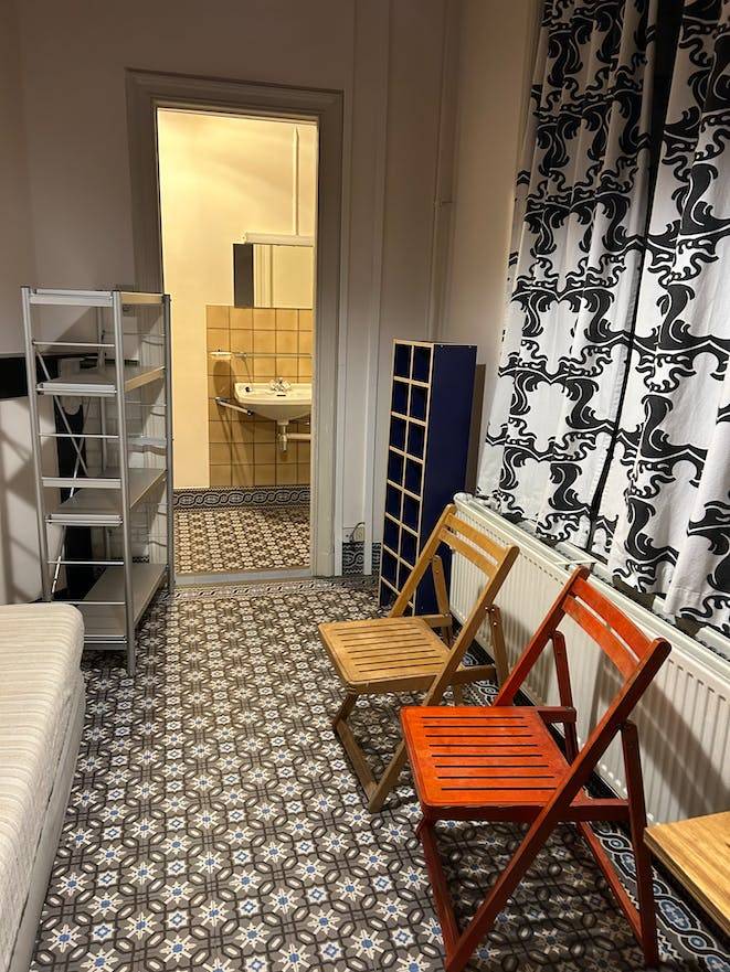 80 M² Habitación Privada ∙ 1 Habitación ∙ 1 Huésped - Bruselas, Bélgica