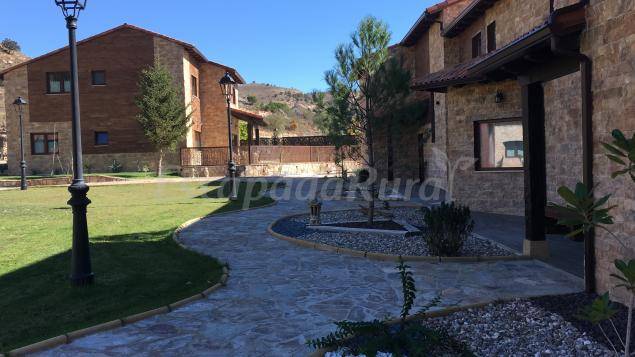 Casa Rural ∙ 44 Habitaciones ∙ 22 Huéspedes - San Miguel de Bernuy