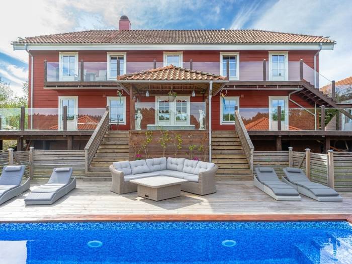 350 M² Villa ∙ 4 Bedrooms ∙ 7 Guests - Södermanlands län