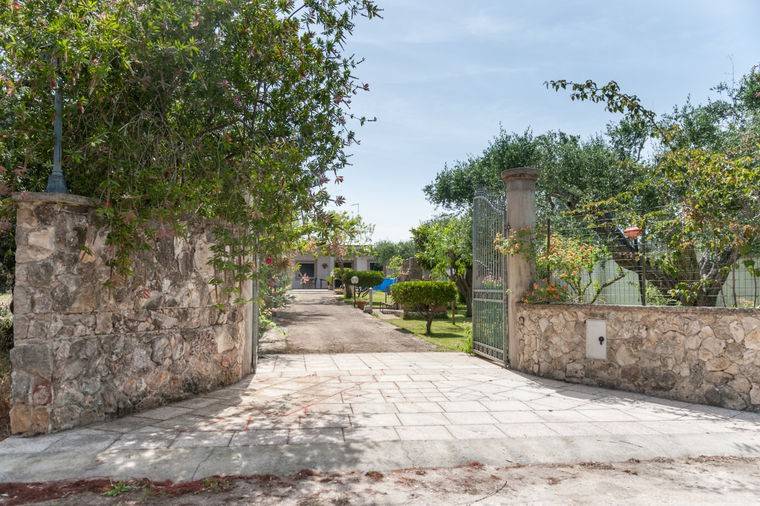 350 M² Villa Vacanza ∙ 2 Camere Da Letto ∙ 8 Ospiti - Torre dell'Orso