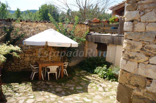 Landhaus ∙ 5 Schlafzimmer ∙ 4 Gäste - Àger