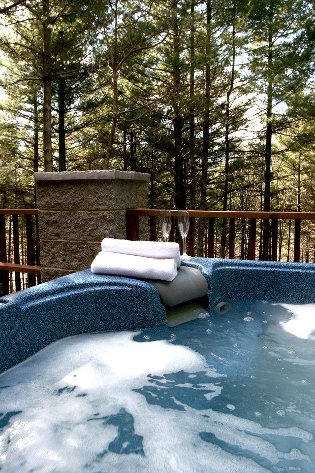 House ∙ 1 Bedroom ∙ 6 Guests - Little Beaver State Park, Beaver