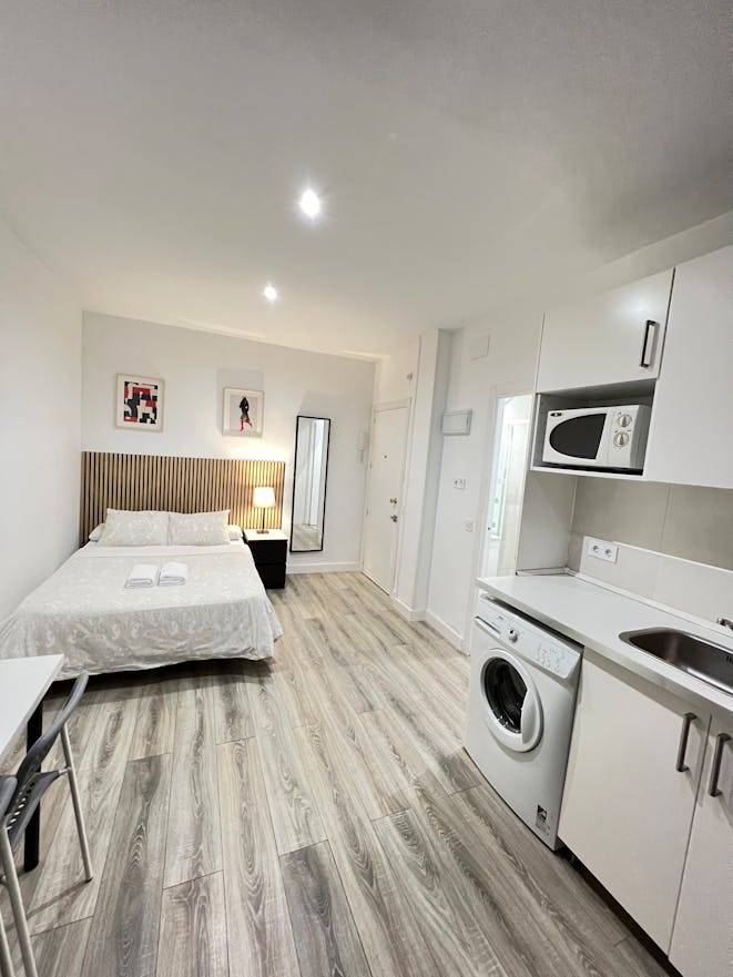 24 M² Apartamento ∙ 2 Huéspedes - Alcobendas