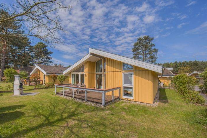 77 M² Ferienhaus ∙ 2 Schlafzimmer ∙ 4 Gäste - Kratzeburg