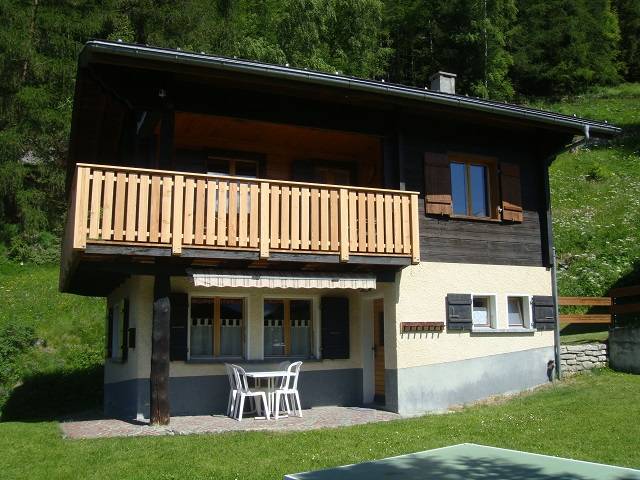 Ferienhaus ∙ 3 Schlafzimmer ∙ 6 Gäste - Stalden