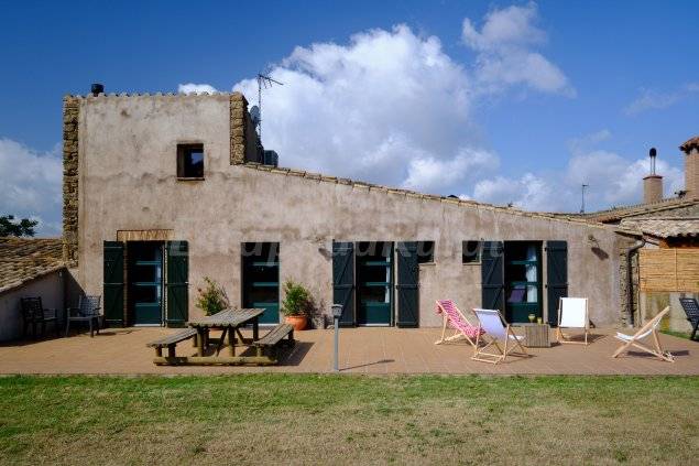 Cottage ∙ 21 Bedrooms ∙ 19 Guests - Pyrenees