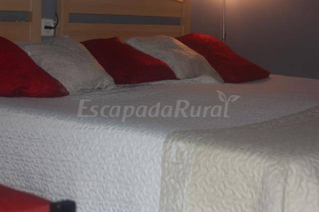 Casa De Campo ∙ 17 Quartos ∙ 2 Hóspedes - Fuentes de Ebro