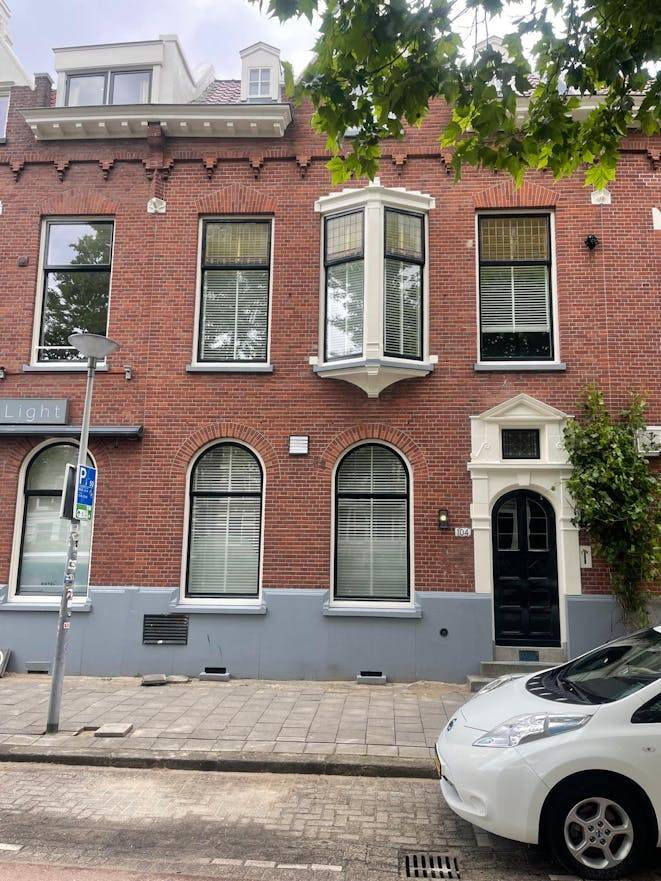 83 M² Apartment ∙ 2 Bedrooms ∙ 2 Guests - デルフト